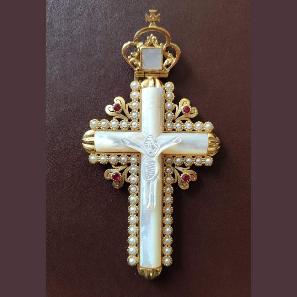 Pectoral Cross Hand carved in resin - Byzantine Art